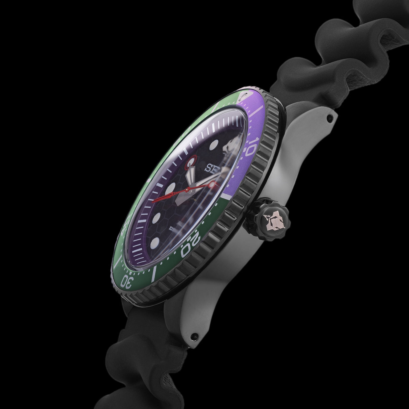Evangelion x Seiko Collaboration - EVA-01 Diver's Watch EVA-01 Model ...