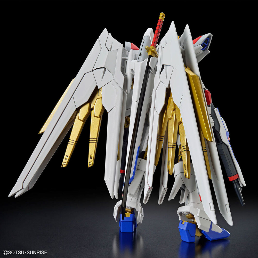 Mobile Suit Gundam HG Series - Mighty Strike Freedom Gundam 1/144 Scal ...