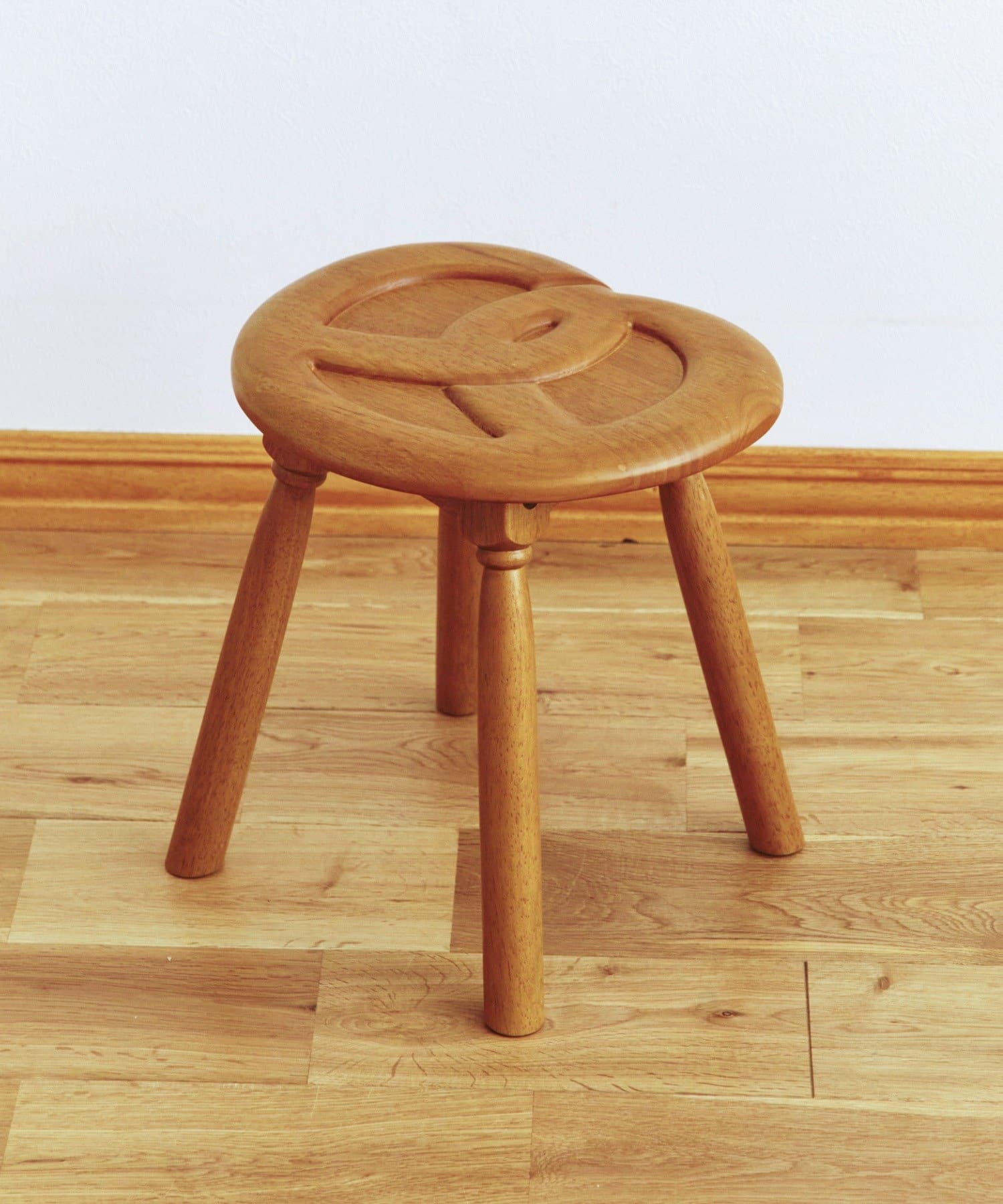 PAL Closet Furniture Collection - Pretzel Stool (2 Types) – JumpIchiban